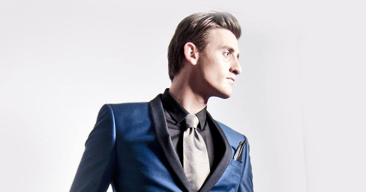 Jon Moses | Music Tour at The Glee