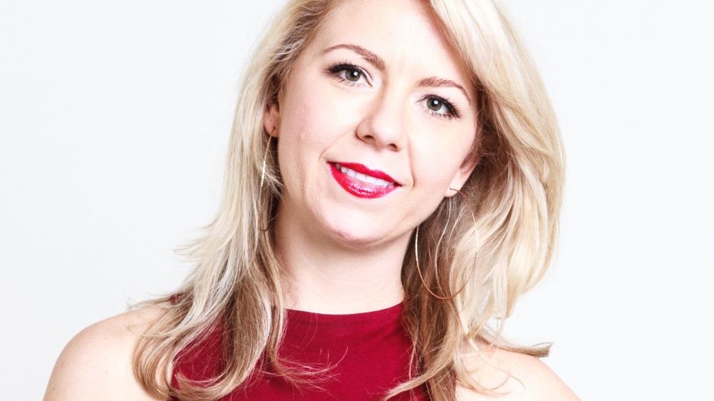 Lisa Curry | Live Comedy at The Glee Club