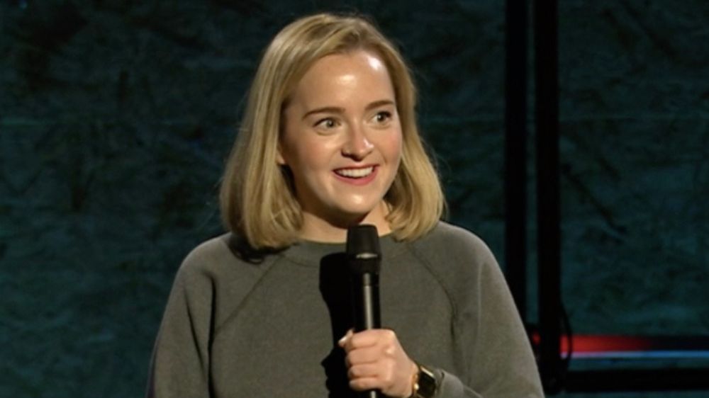 Julia Stenton - Live Comedy at The Glee